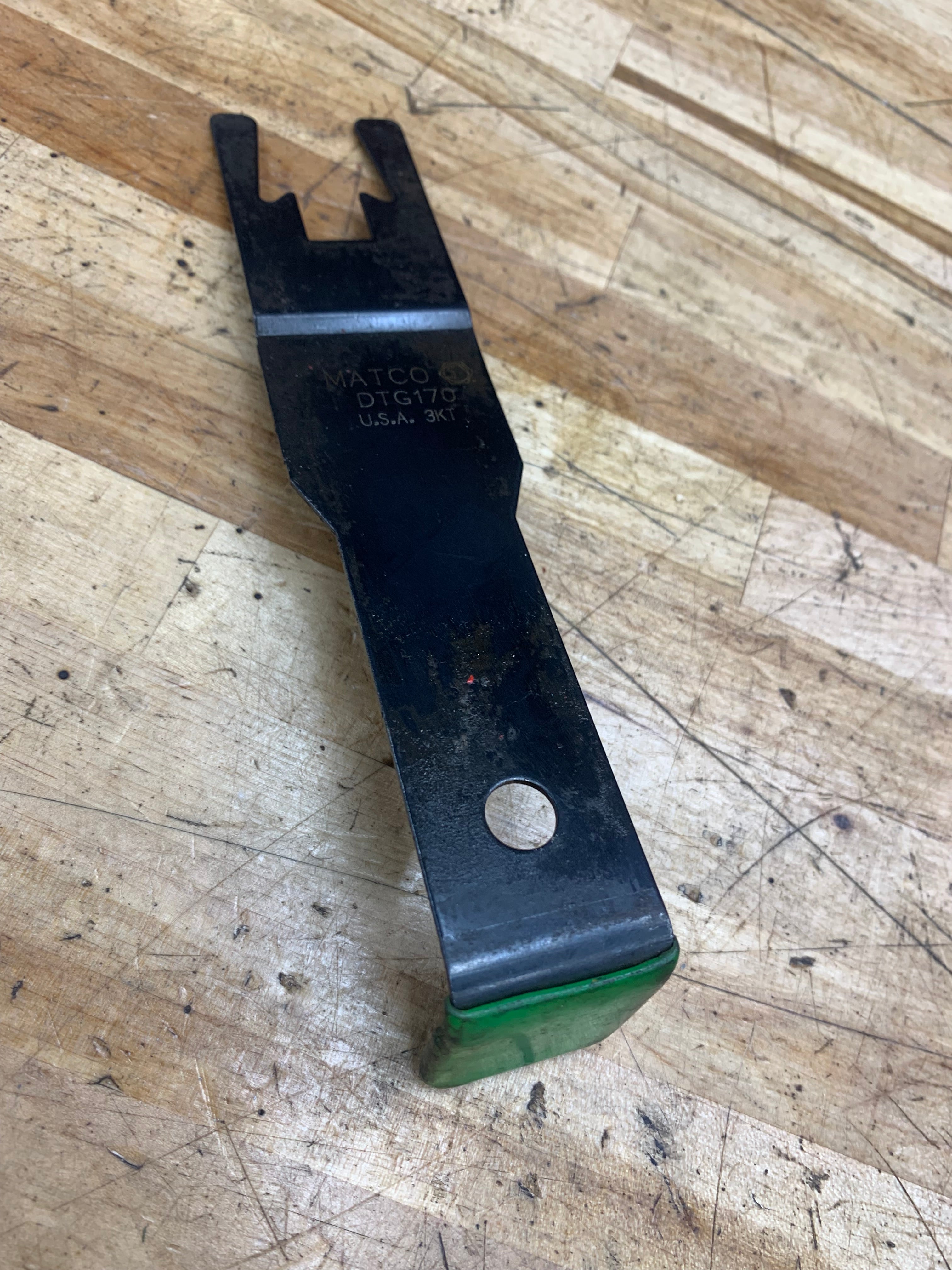 Matco Window Crank Clip Removal Tool DTG170 – MRC Tools LLC
